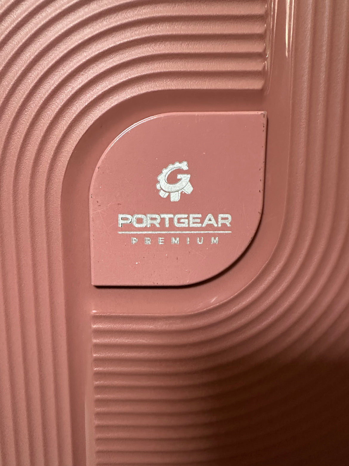 Hard Side Luggage - Branded luggage – Branded Luggage.com.pk